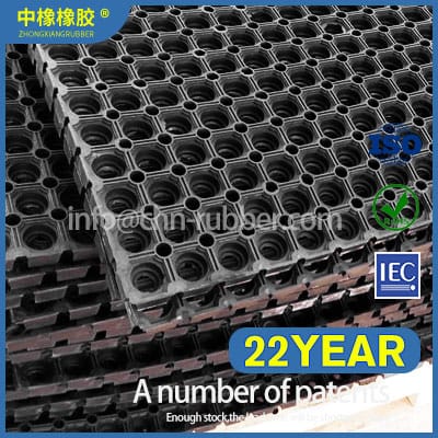 Small rubber mat with holes 15mm - rubber hollow mat manufacturer